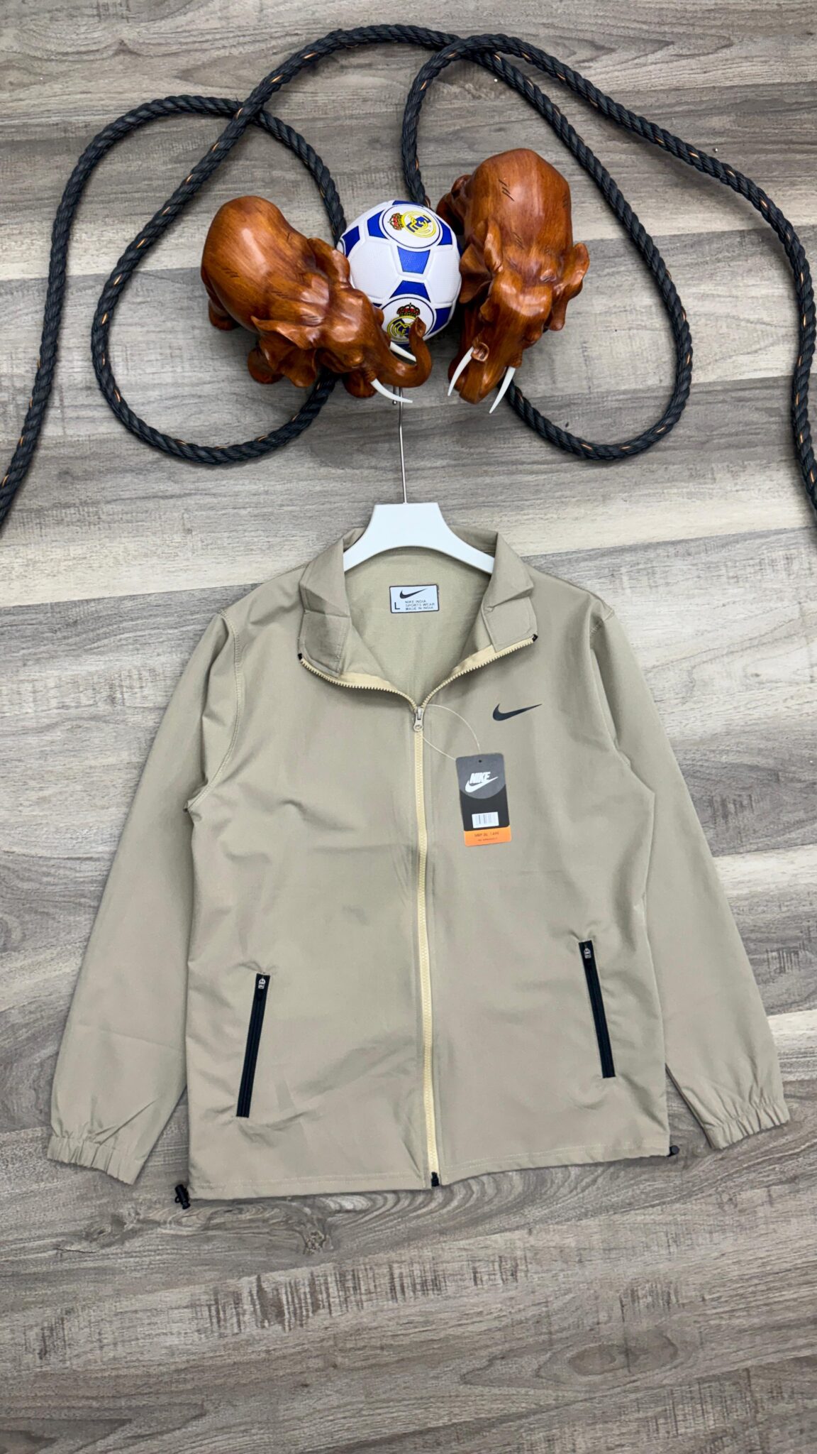 PREMEIUM NIKE UPPER – Maximus Wholesale