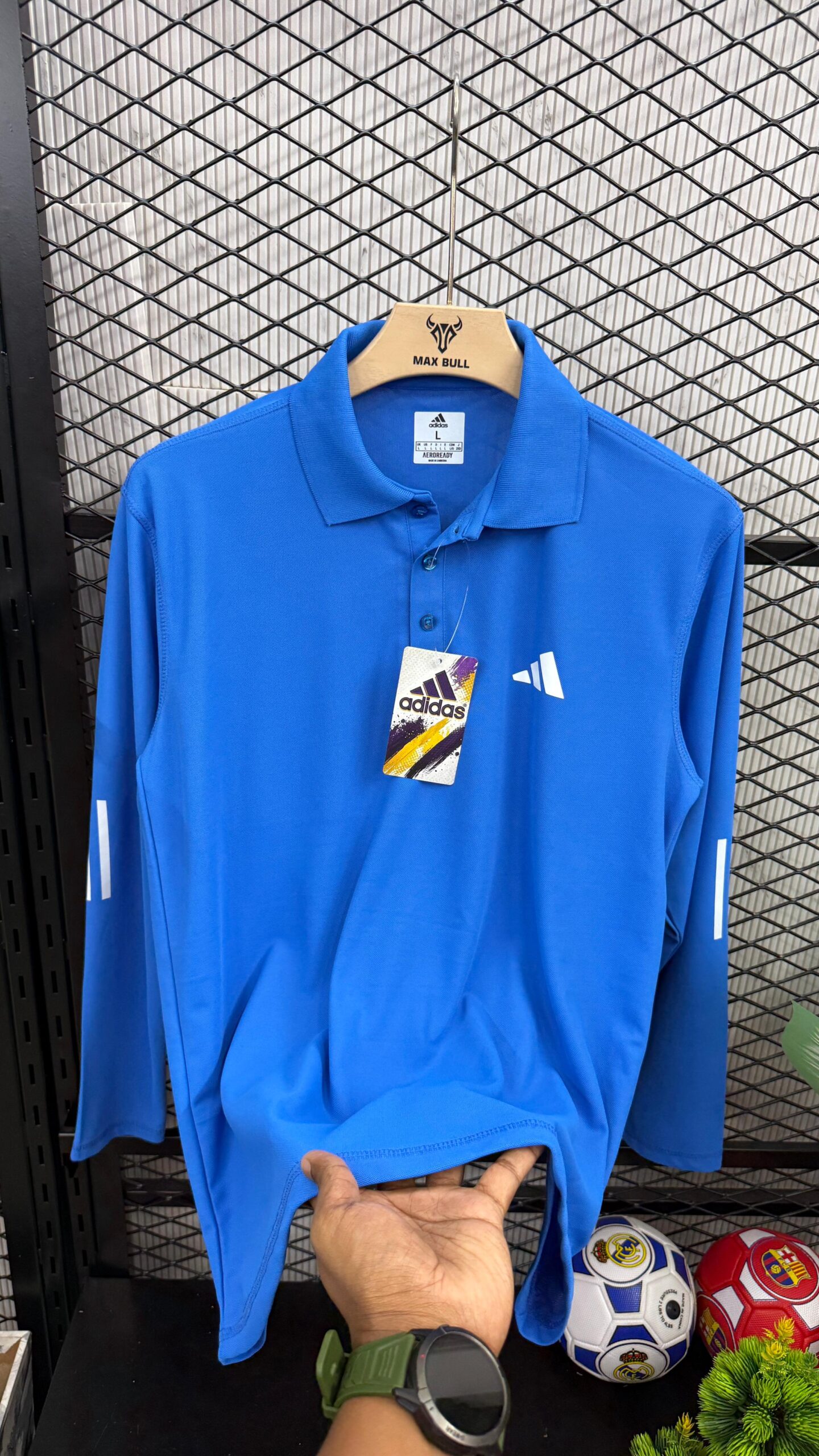 ADIDAS THREE STRIPES FULL HAND COLLAR – Maximus Wholesale